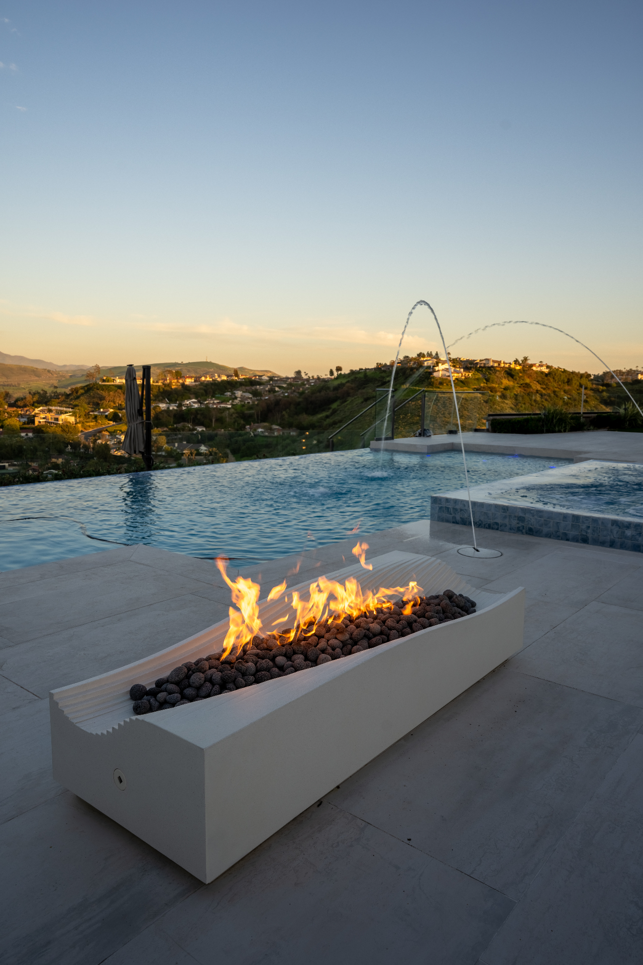 Moda Outdoor Living | Pools, Pavers & Outdoor Kitchens in Los Angeles
