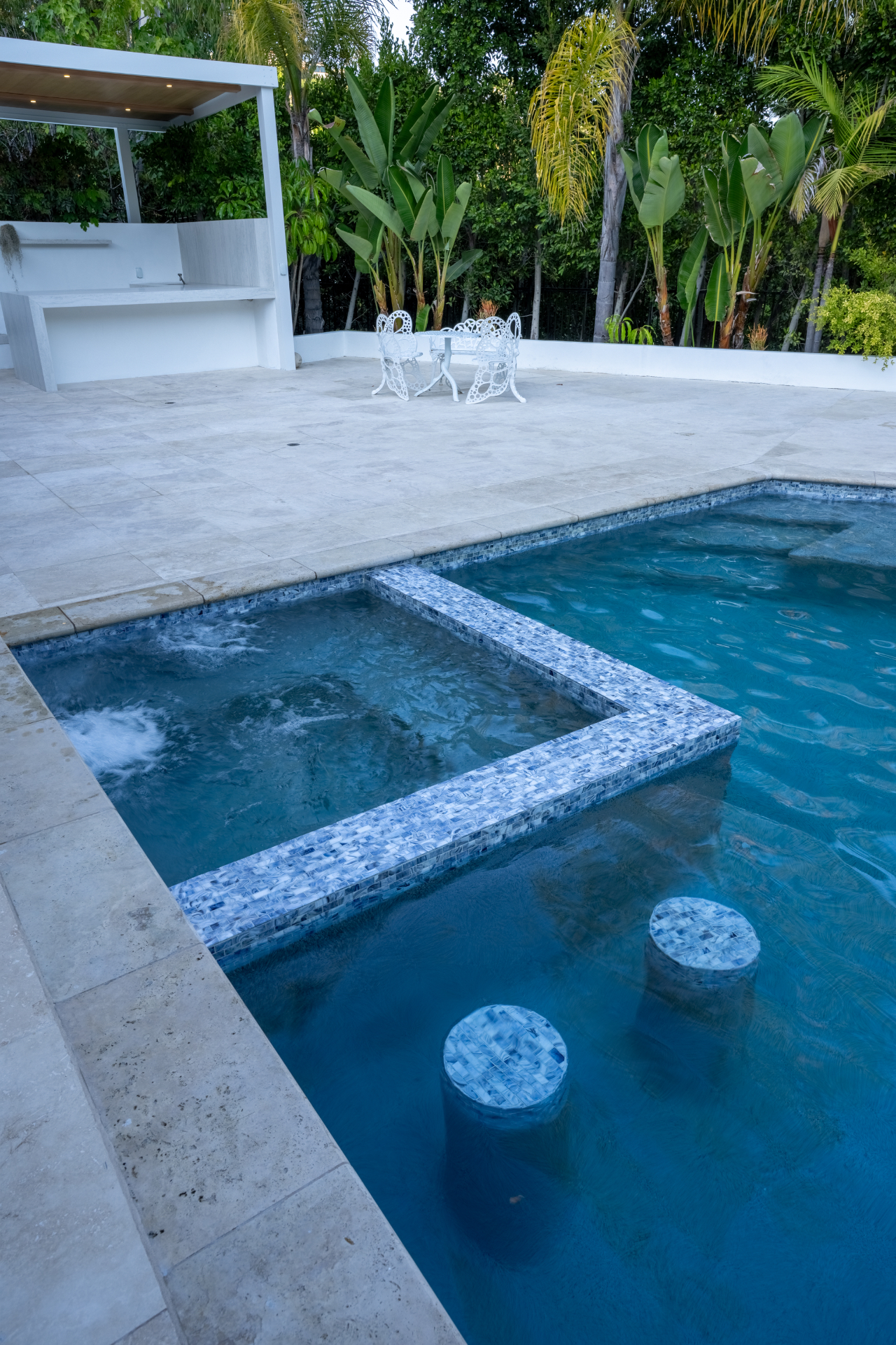 Moda Outdoor Living | Pools, Pavers & Outdoor Kitchens in Los Angeles